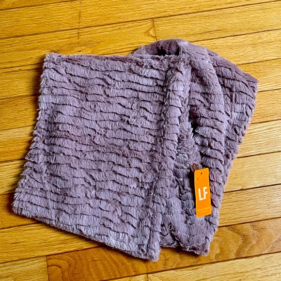 Love Of Fashion | Accessories | Nwt Furry Infinity Scarf | Poshmark
